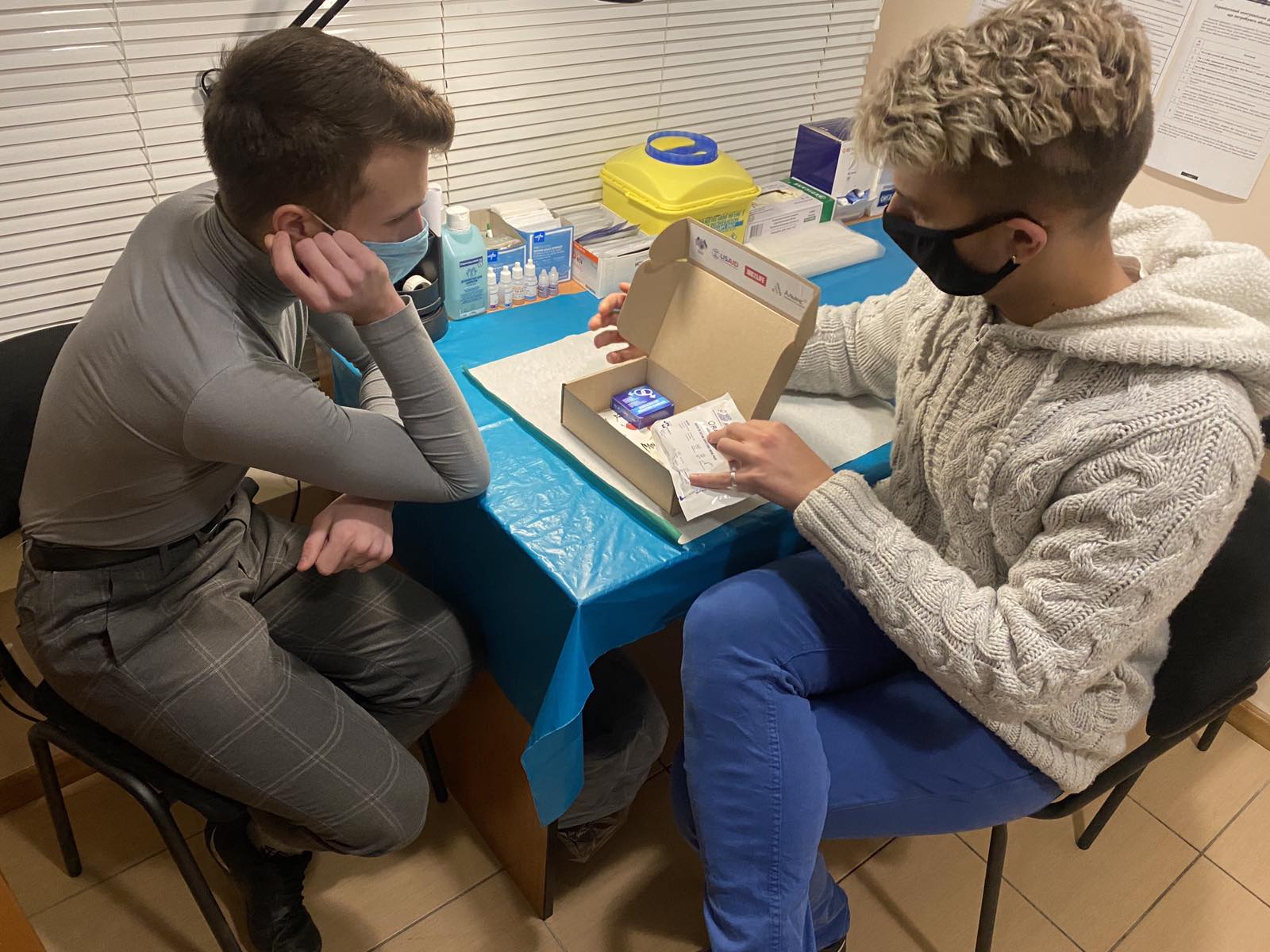 HIV treatment deliveries - Frontline AIDS : Frontline AIDS