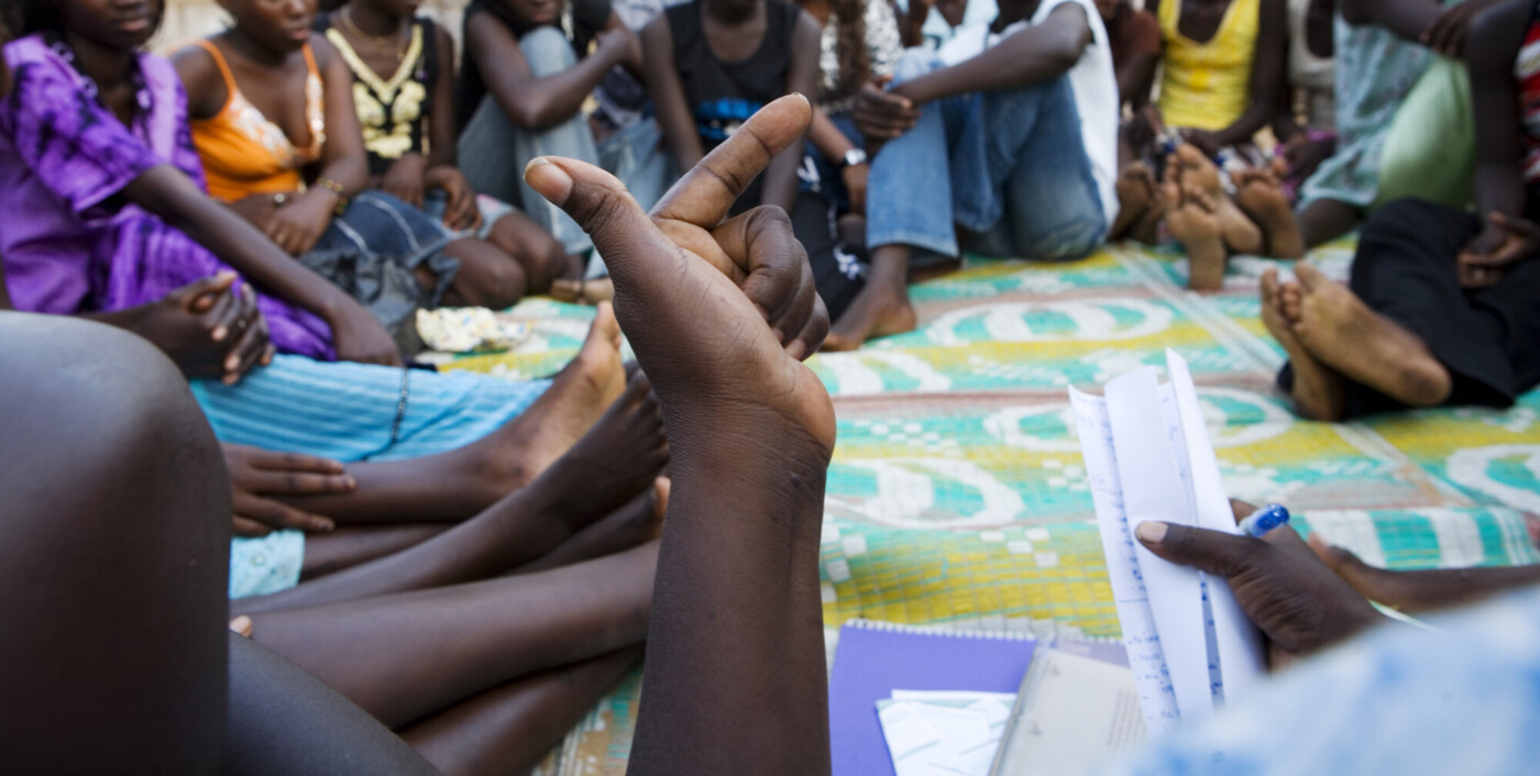 Mobilising women and girls in climate justice advocacy - Frontline AIDS ...
